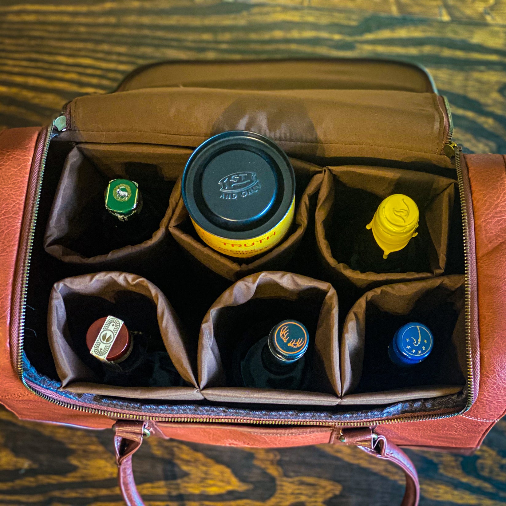 6 Bottle Whiskey Carrier/Bag – Bourbon Real Talk